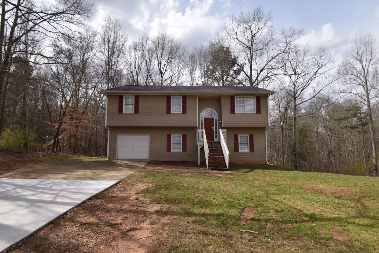 150 Mallard Dr, Newnan, GA 30263 | Apartments.com