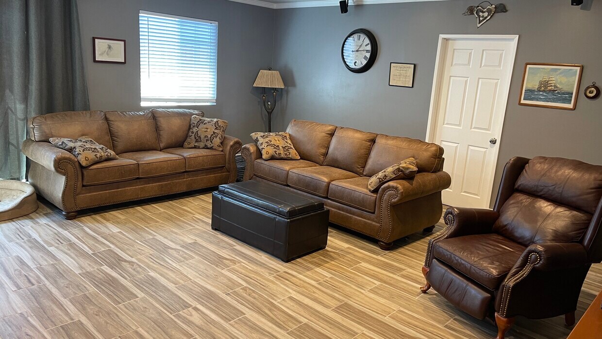 8009 Alverstone Ave, Los Angeles, CA 90045 - House Rental in Los ...