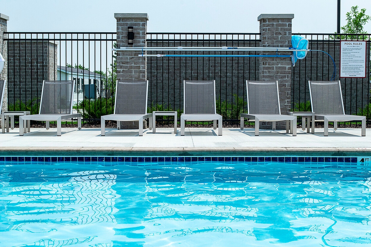 Brick Towne at Waukee Central 432 Southeast Laurel Street - 430 Se ...