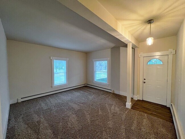 513 Rodd St Midland Mi 48640 House Rental In Midland Mi