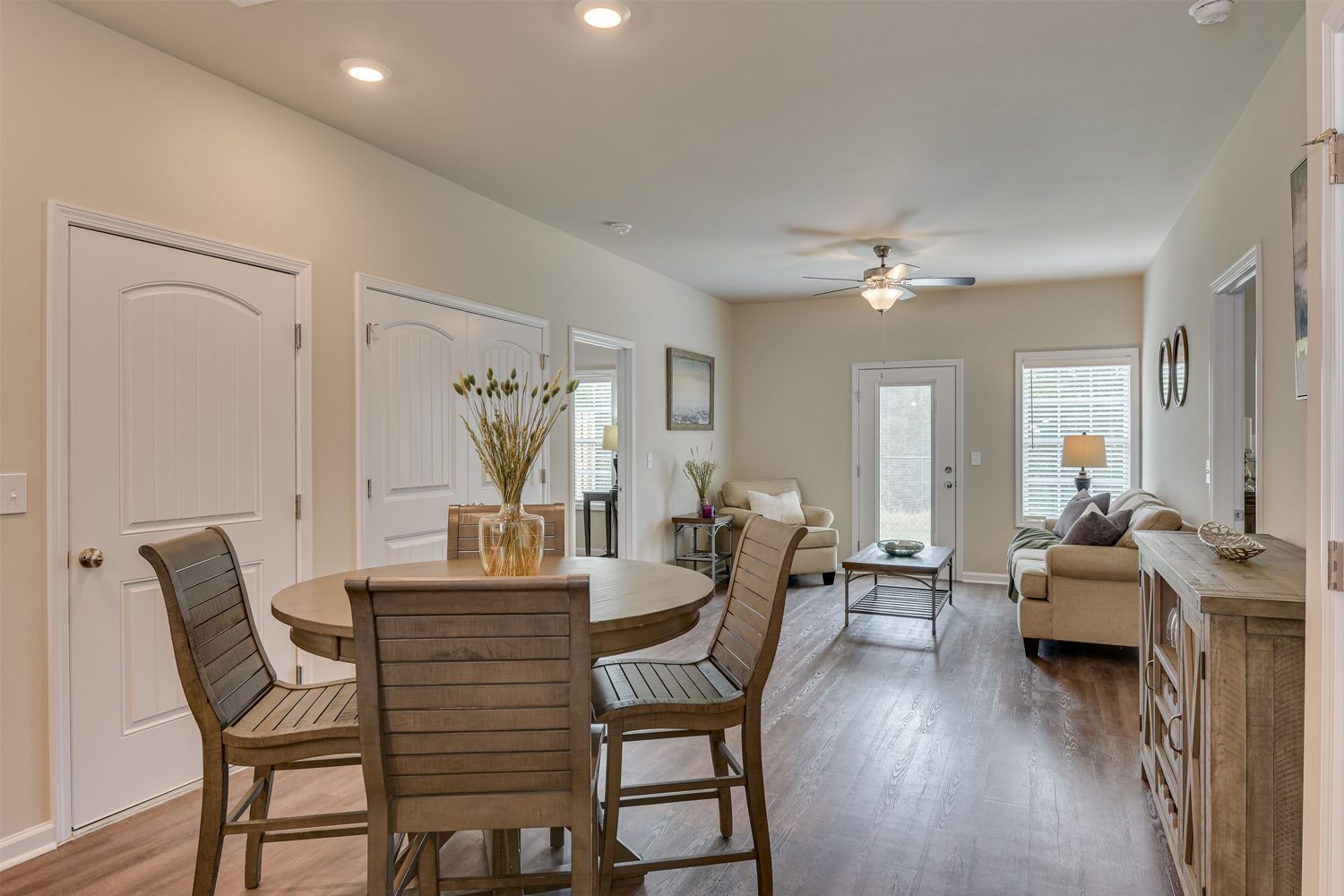 The Vista Apartments & Townhomes Townhomes for Rent - Warrenville, SC ...