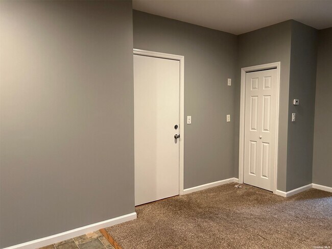 244 Main St, Farmingdale, NY 11735 - House Rental in Farmingdale, NY ...