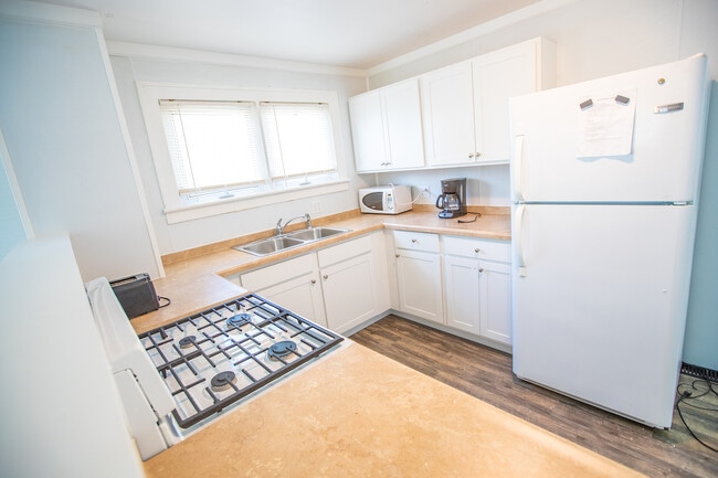 522 E Park Ave Unit Room 1, Altoona, PA 16601 - Room for Rent in ...