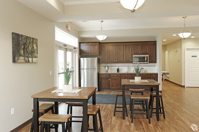 Chapel Ridge Townhomes Apartments - Lees Summit, MO | Apartments.com