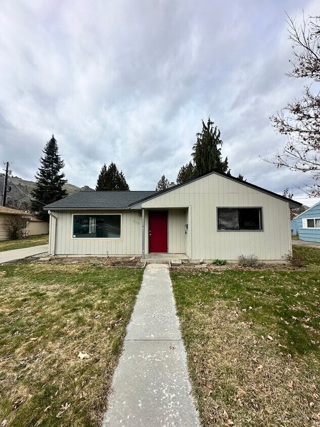 920 S Howard St, Wenatchee, WA 98801 - House Rental in Wenatchee, WA ...