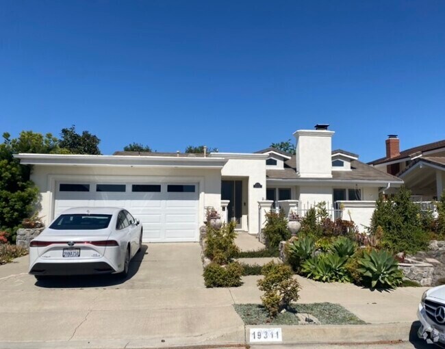 New Best Luxury Summit at Turtle Ridge Apartments for Rent - Irvine, CA ...