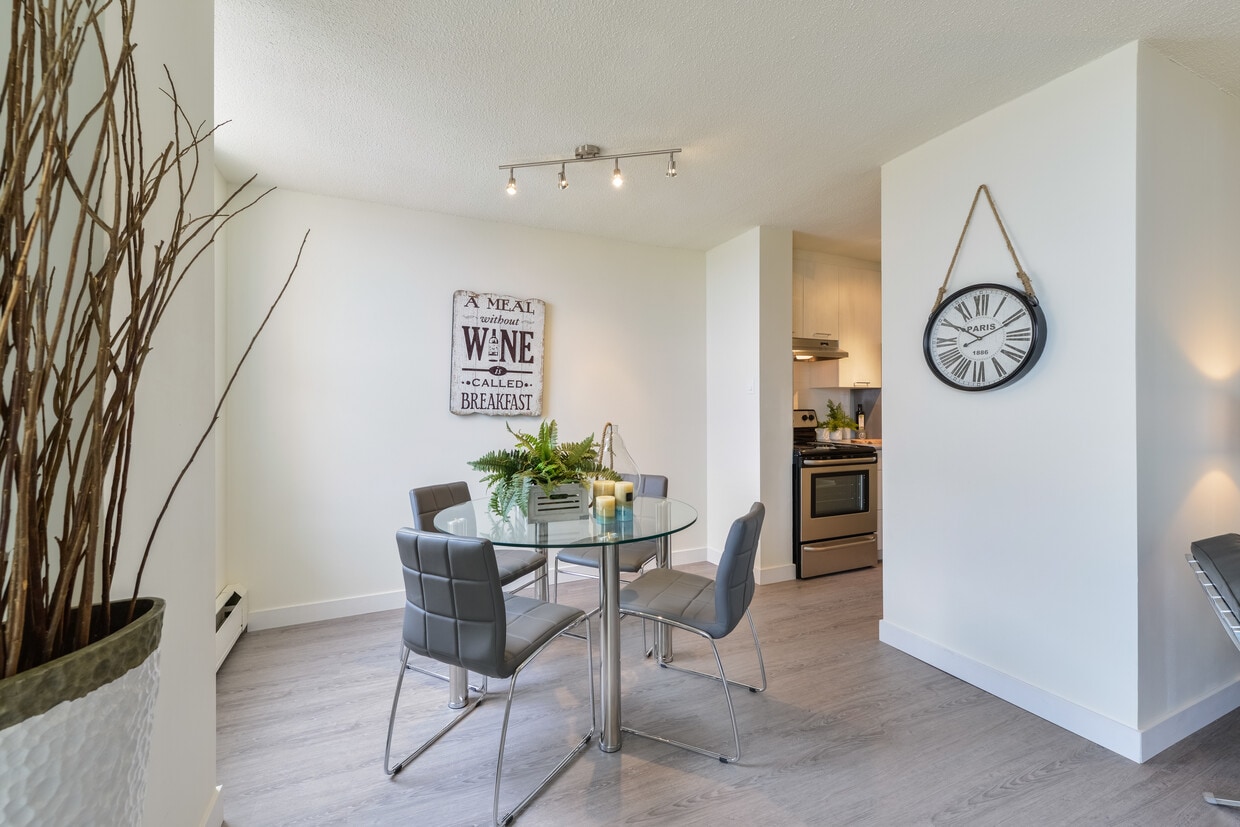 Whitehall Square Apartments - 15503 87th Ave Nw Edmonton, AB ...