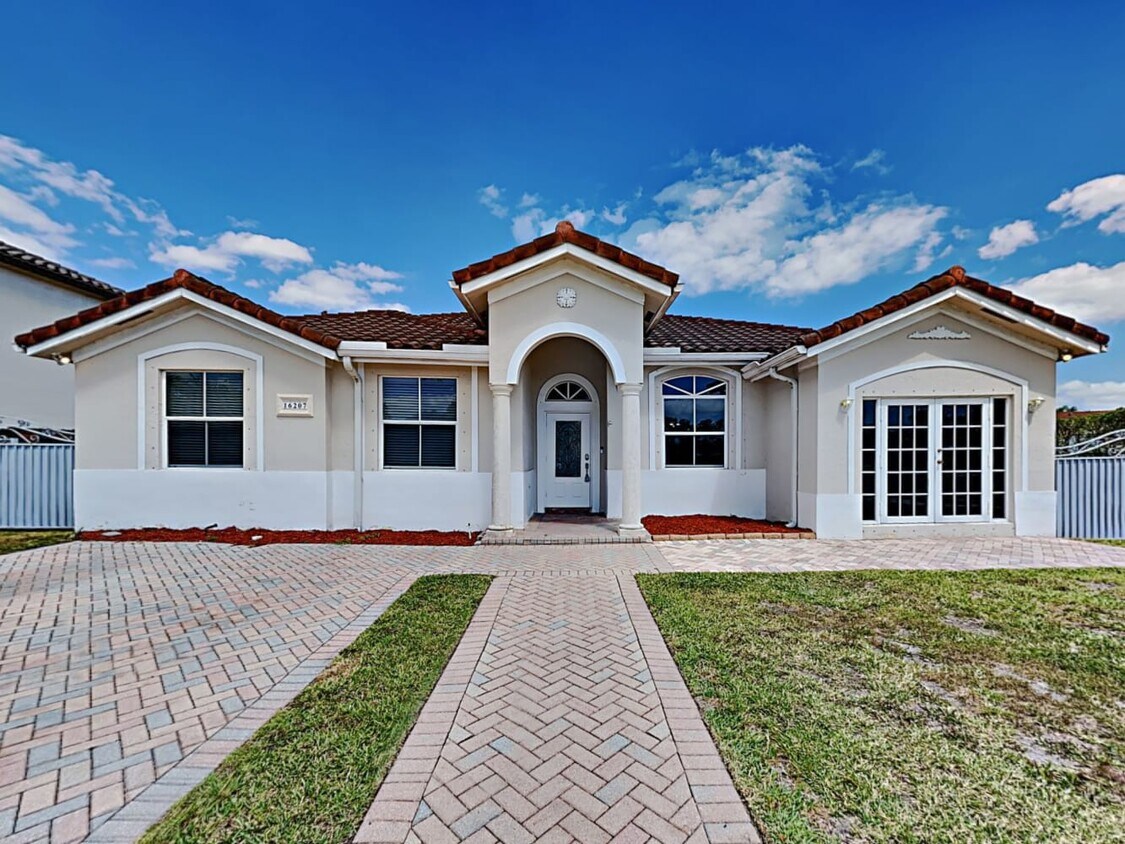 16207 SW 53Rd Terrace, Miami, FL 33185 | Apartments.com