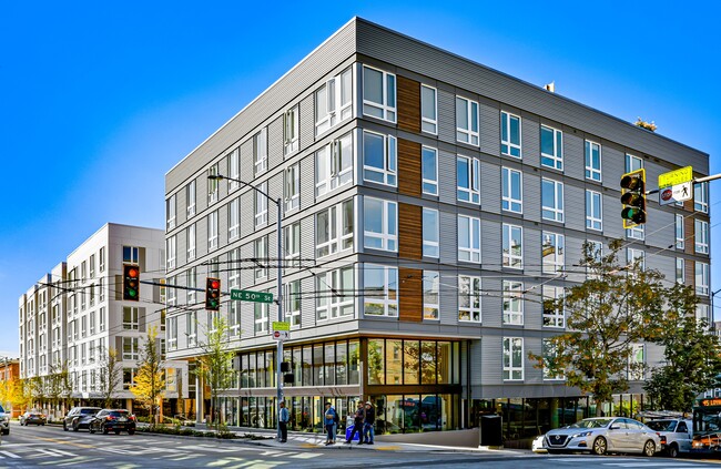 Apartments for Rent with High Ceilings in University Heights, Seattle ...