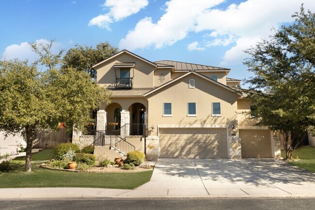 Shavano Houses for Rent with a Swimming Pool - San Antonio, TX