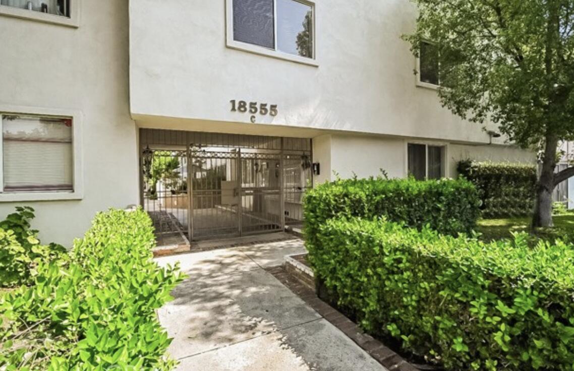 18555 Collins St Unit C8, Los Angeles, CA 91356 - Condo for Rent in Los ...