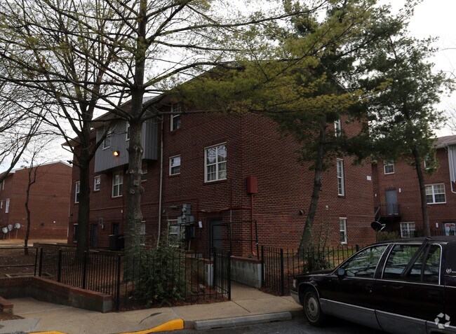 Congress Park Plaza Apartments Rentals - Washington, DC | Apartments.com