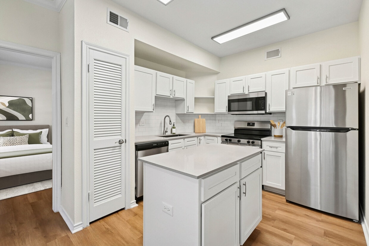 eaves North Dallas - 4141 Horizon North Pky Dallas, TX 75287 ...