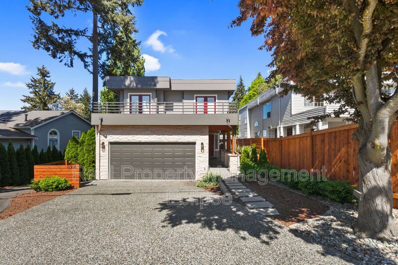 11308 NE 67th St, Kirkland, WA 98033 - House Rental in Kirkland, WA ...