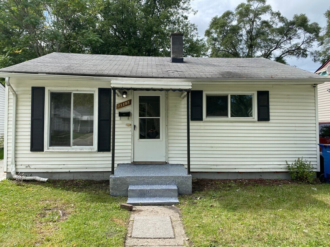 21105 Atlantic Ave, Warren, MI 48091 - House Rental in Warren, MI ...