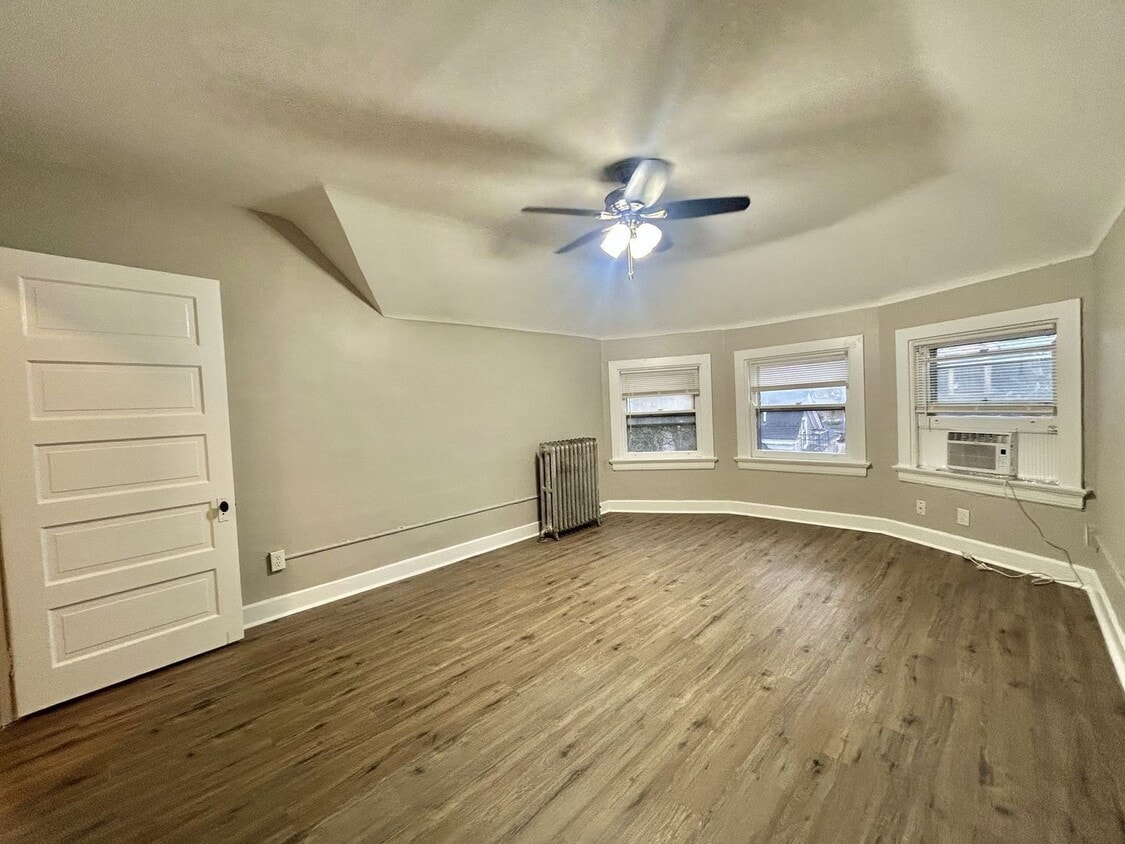2308 Highland Ave Unit 3, Cincinnati, OH 45219 - Room for Rent in ...