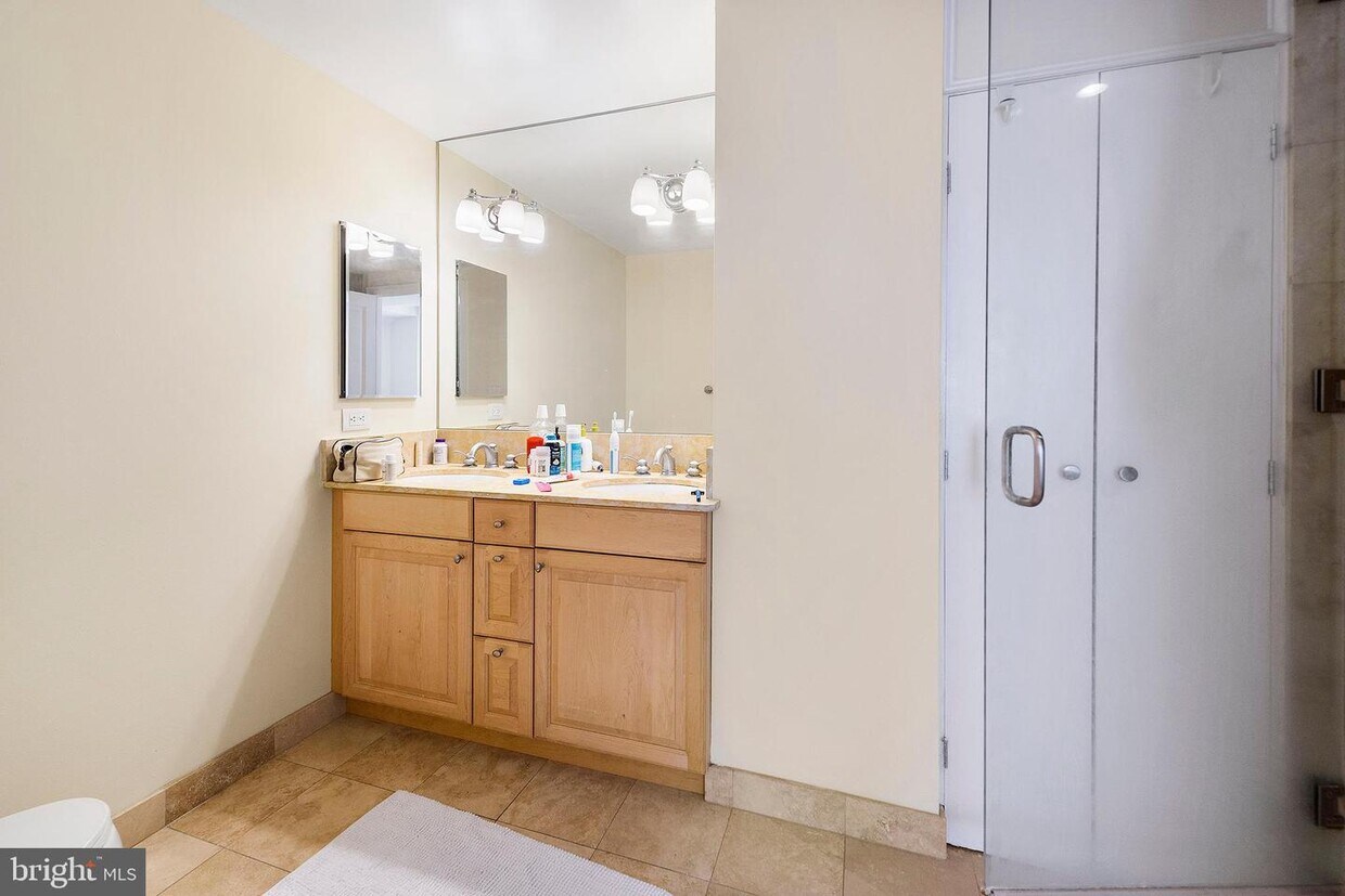 1701 Locust St Unit 1602, Philadelphia, PA 19103 - Room for Rent in ...