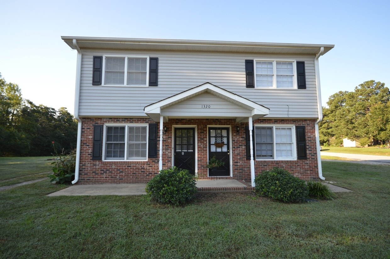 1320 Athens Dr, Raleigh, NC 27606 - House Rental in Raleigh, NC ...
