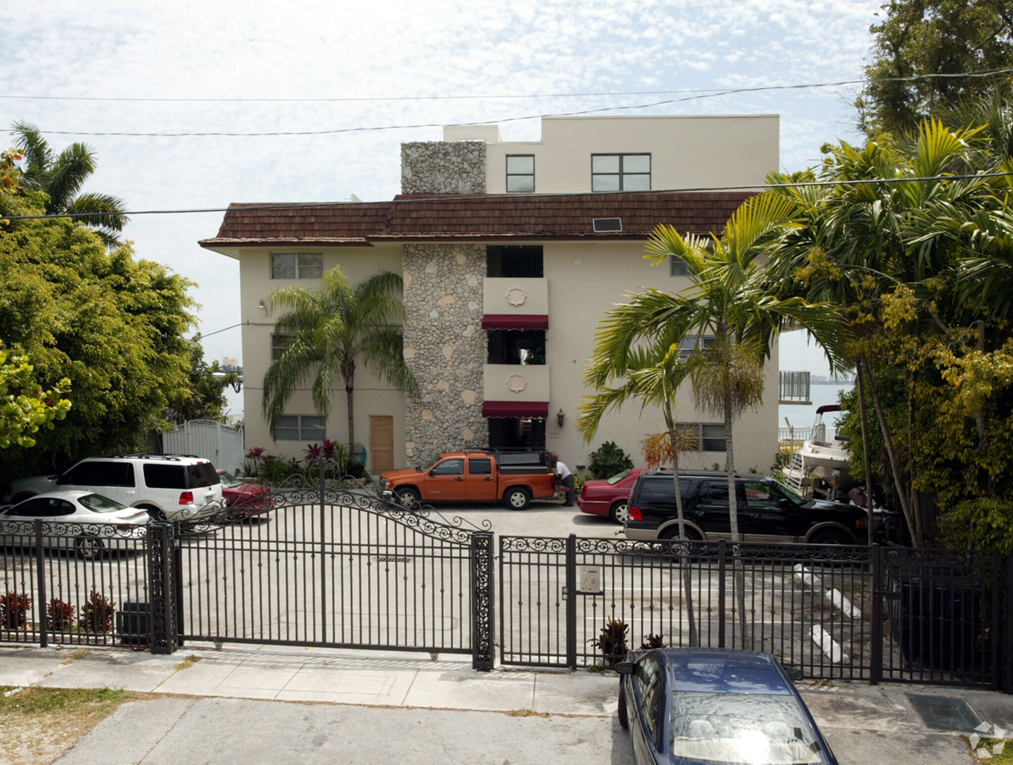 7777 Ne Bayshore Ct, Miami, FL 33138 - 7777 Ne Bayshore Ct Miami, FL ...