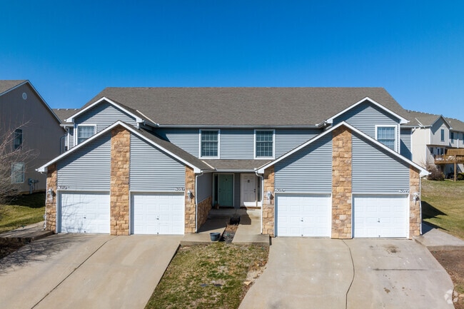 Delaware Ridge - 13025 Nebraska Ct Kansas City, KS - Apartments for ...