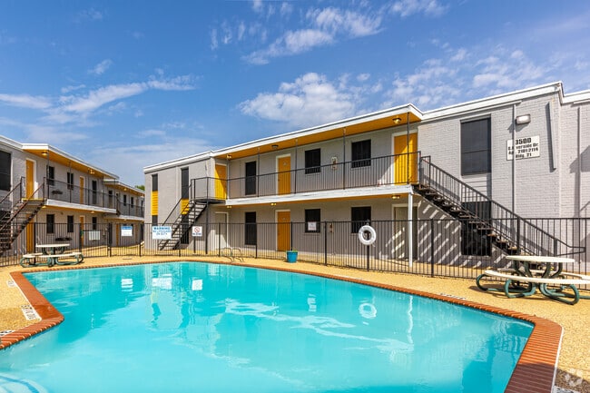 Rio - Alquileres en Fort Worth, TX | Apartamentos.com