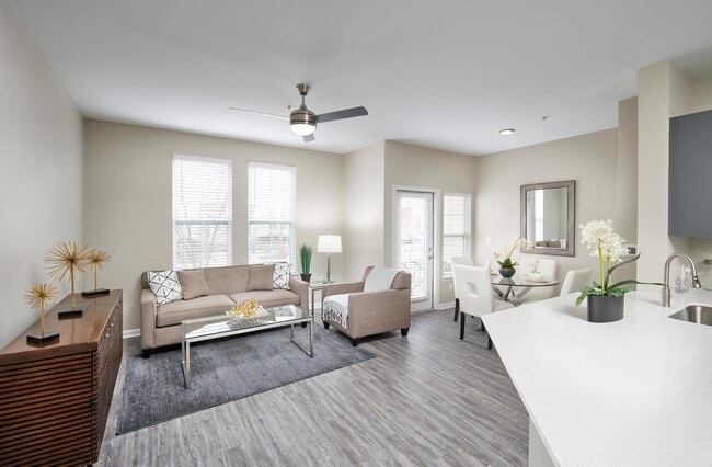 Towson Circle Apartments for Rent with a Living Room - Towson, MD ...