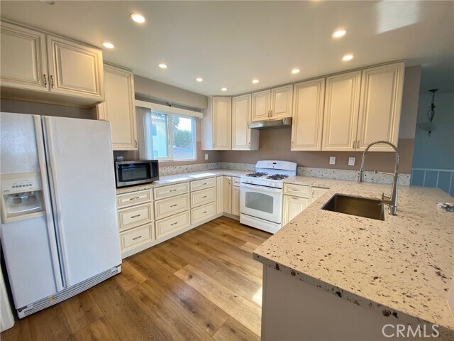 1258 W 24th St, Los Angeles, CA 90731 - Townhome Rentals in Los Angeles ...