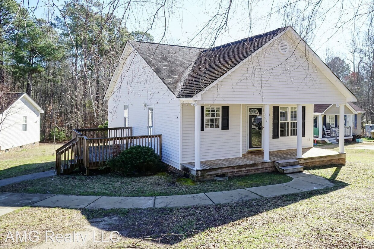 1201 Woodbriar St, Clayton, NC 27520 - House Rental in Clayton, NC | Apartments.com