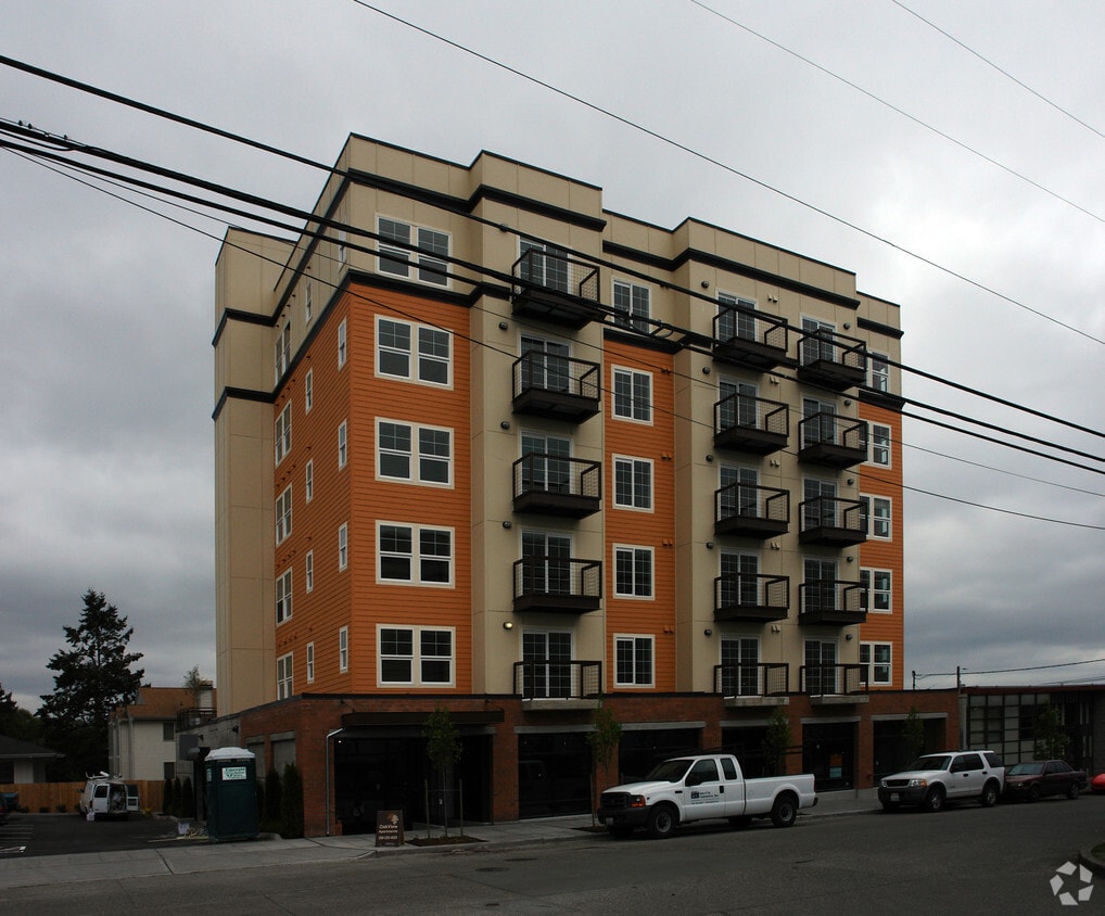 Oak View Apartments - 9514 Stone Ave Seattle, WA 98103 | Apartments.com