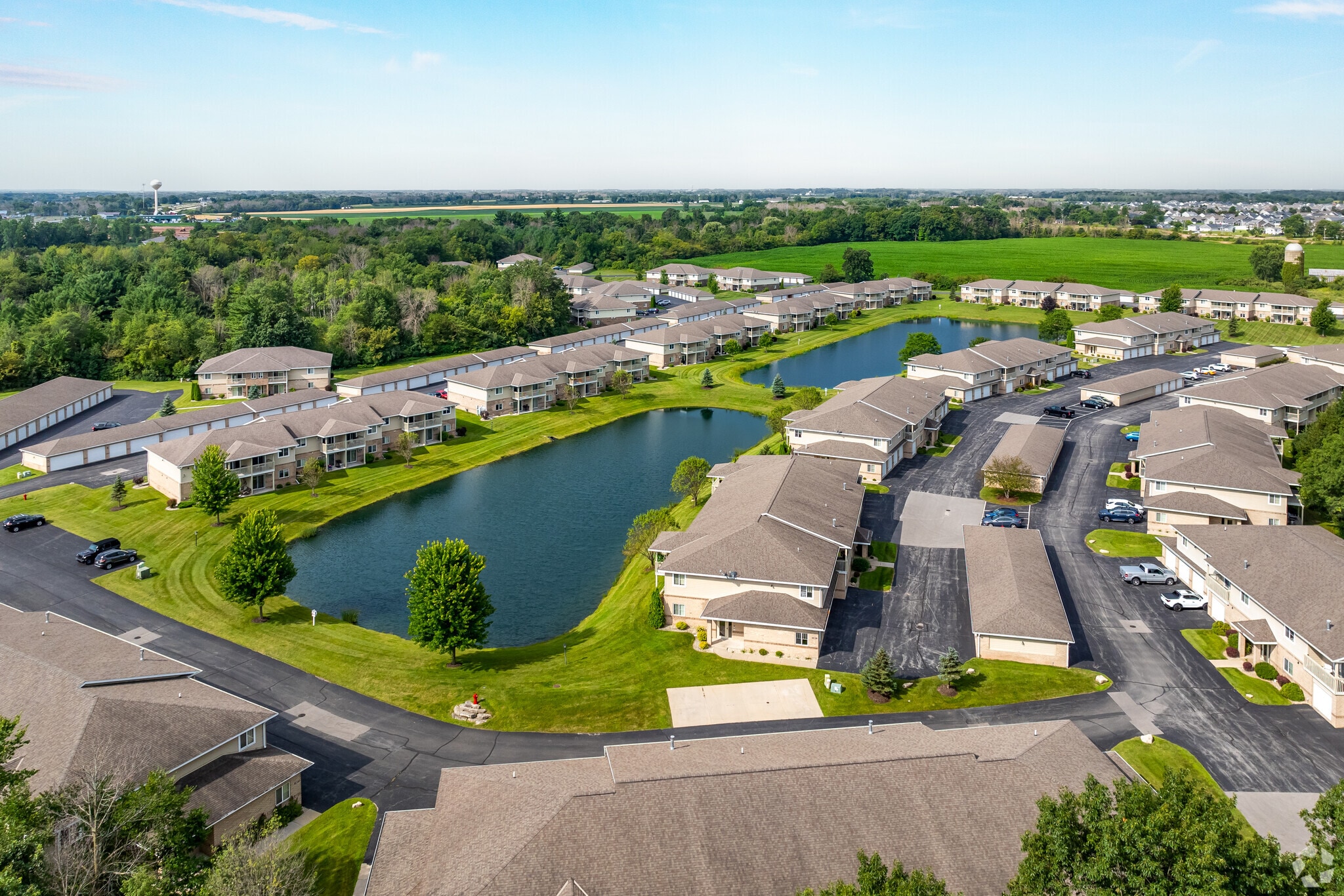 Scheuring Heights Apartments - 1951 Scheuring Rd De Pere, WI 54115 ...