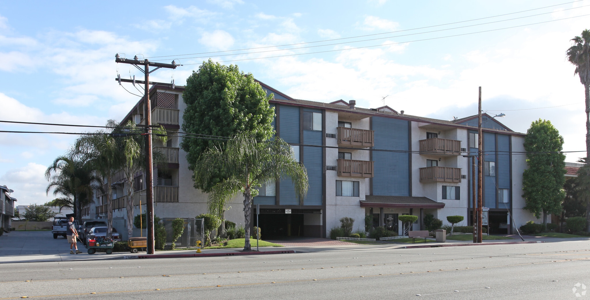 Artesia Senior Center - 10427 Artesia Blvd Bellflower, CA 90706 ...