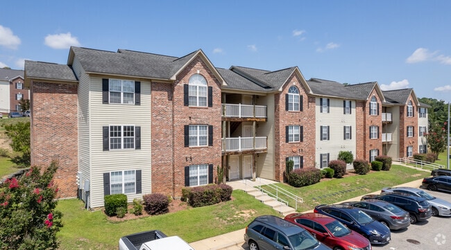Eastwood Village Apartments under $900 - Fayetteville, NC - 3 Rentals ...