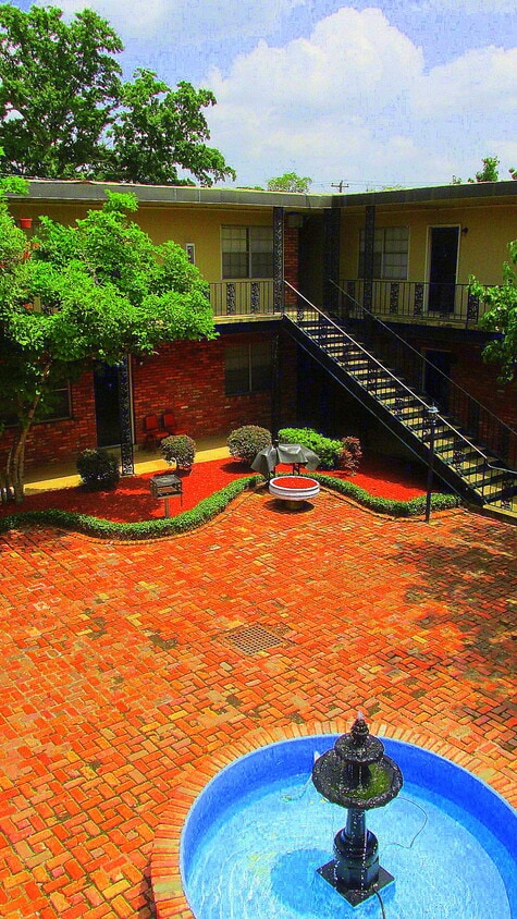 Courtyard CitiFlats Apartments - 555 S Mcdonough St Montgomery, AL ...
