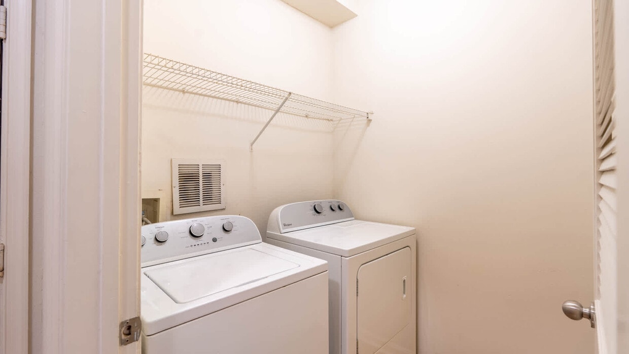 Carlyle Mill - 2201 Mill Rd Alexandria, VA 22314 | Apartments.com