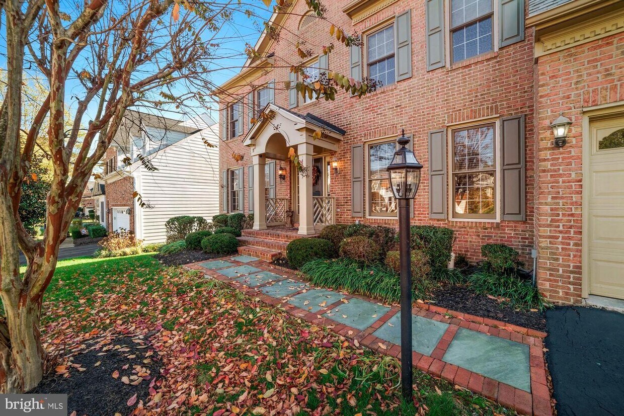 4615 Beaufont Spring Ct, Woodbridge, VA 22192 - House Rental in ...