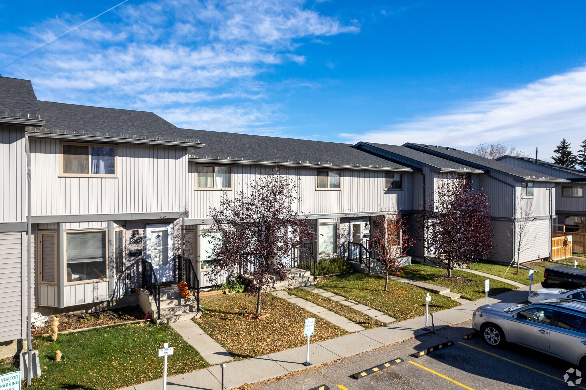 Hunter Estates Apartments - 304 Hunterhorn Ln Ne Calgary, AB ...