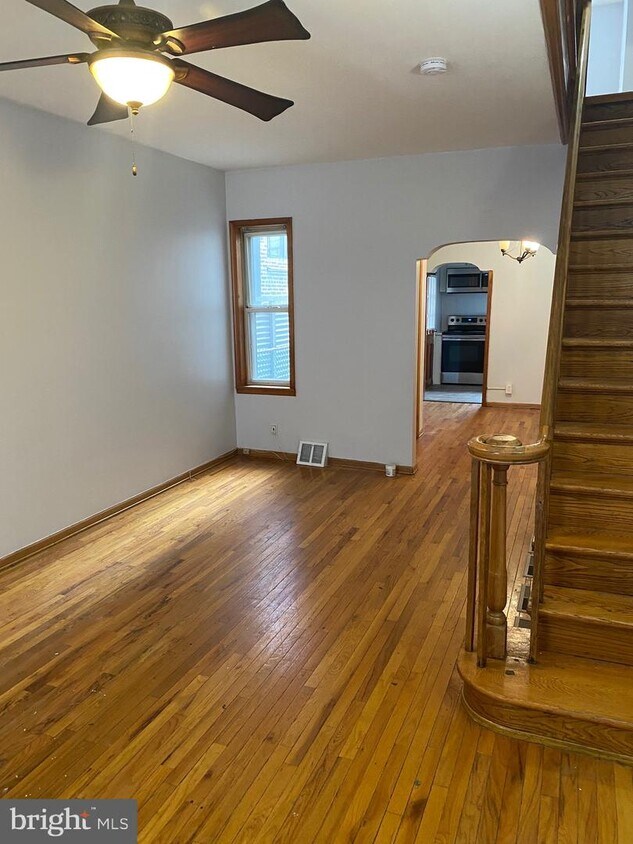 3022 E Thompson St, Philadelphia, PA 19134 - Townhome Rentals in ...