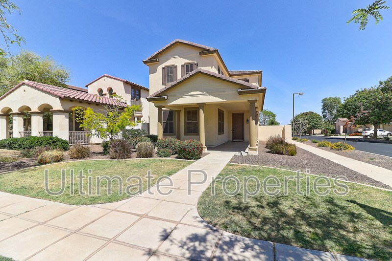 15426 W Dahlia Dr, Surprise, AZ 85379 - House Rental in Surprise, AZ ...