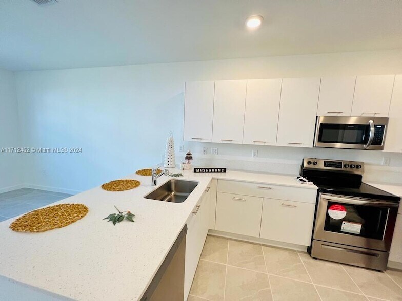 12628 Nw 23rd Pl, Miami Shores, FL 33167 | Apartments.com