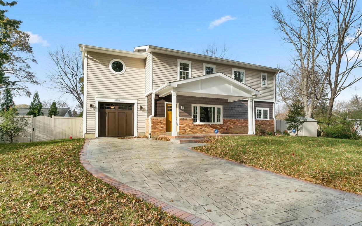 2010 Clark Pl, Alexandria, VA 22308 - House Rental in Alexandria, VA ...