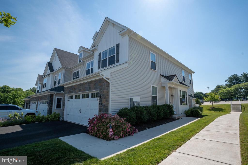 7 Swan Ln, Ivyland, PA 18974 - Townhome Rentals in Ivyland PA ...