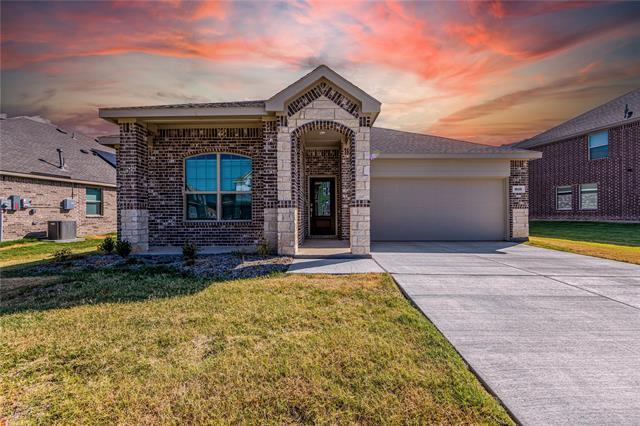 1605 Lake Grove Dr, Little Elm, TX 75068 - House Rental in Little Elm ...