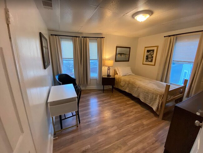 46 Oak Ter Unit 46 Oak 2nd Floor R2, Haverhill, MA 01832 - 46 Oak Ter ...