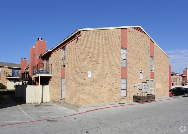 Chula Vista Apartments - Apartments in Arlington, TX | Apartments.com