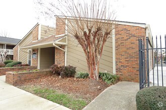 Summer Lodge Apartments Rentals - Decatur, AL | Apartments.com