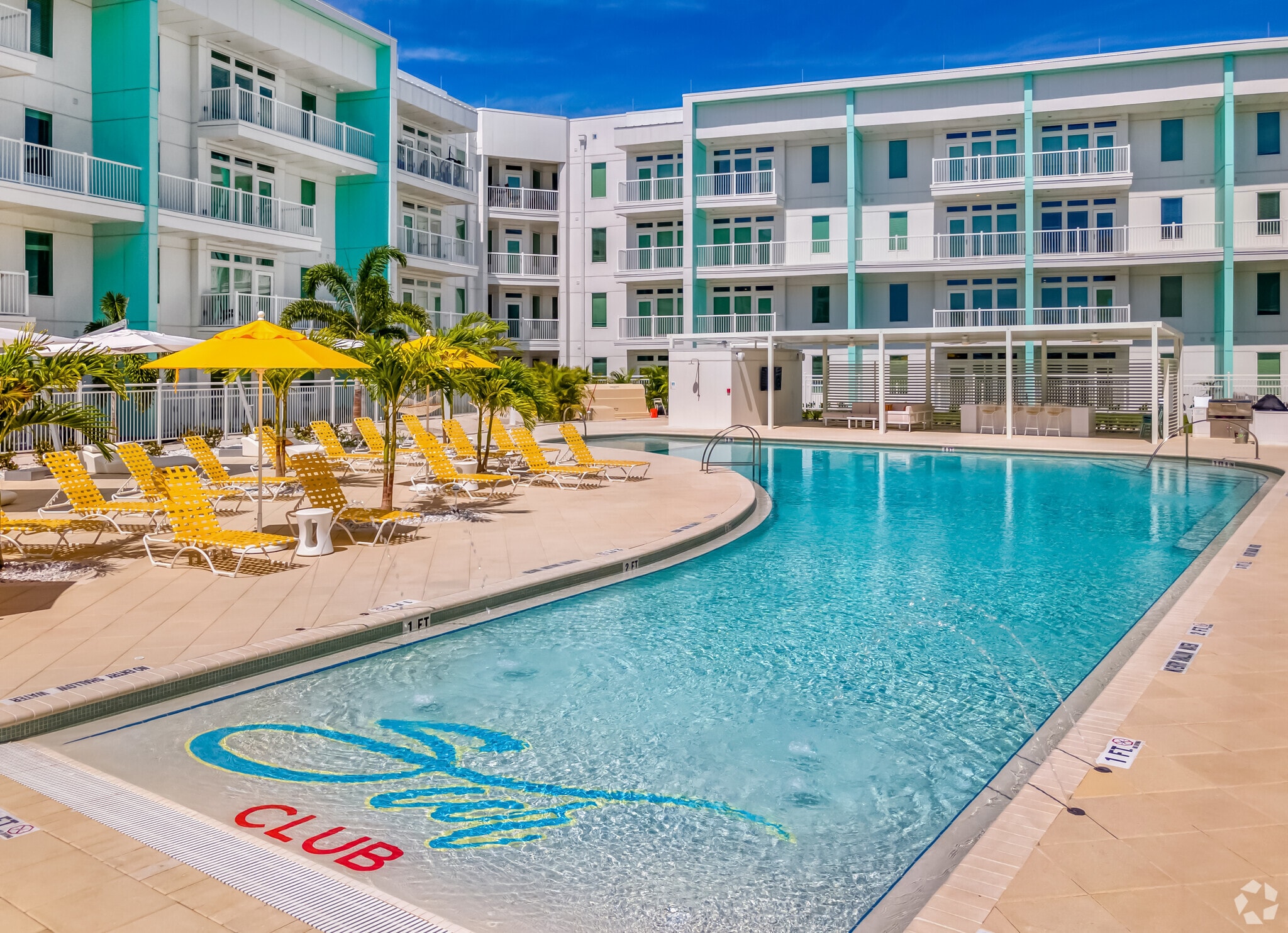 Sur Club - 3301 32nd Ave S Saint Petersburg, FL 33712 | Apartments.com