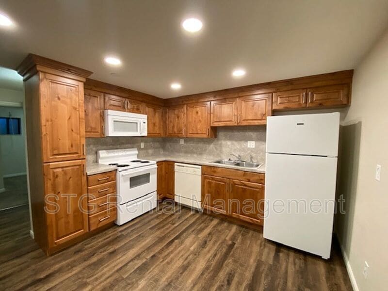 145 E 500 S Unit #3, St. George, UT 84770 - Condo for Rent in St ...