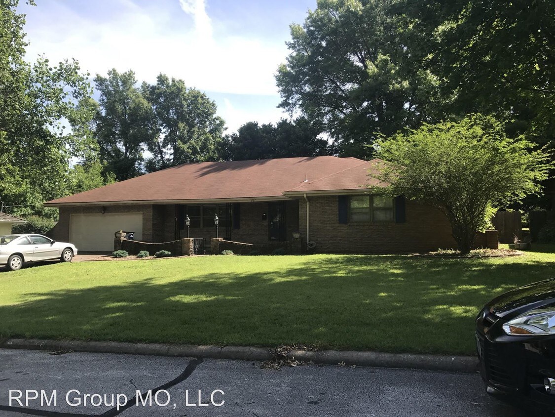 827 W Primrose St, Springfield, MO 65807 - House Rental in Springfield ...