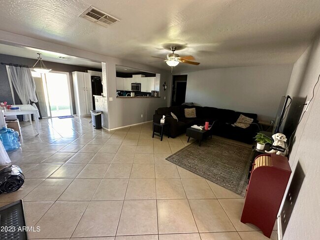 10055 N 115th Dr, Youngtown, AZ 85363 - House Rental in Youngtown, AZ ...