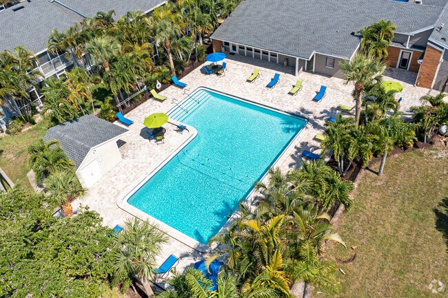 Enclave at Sabal Pointe Apartments Apartments - 2148 54th Ave S Saint ...